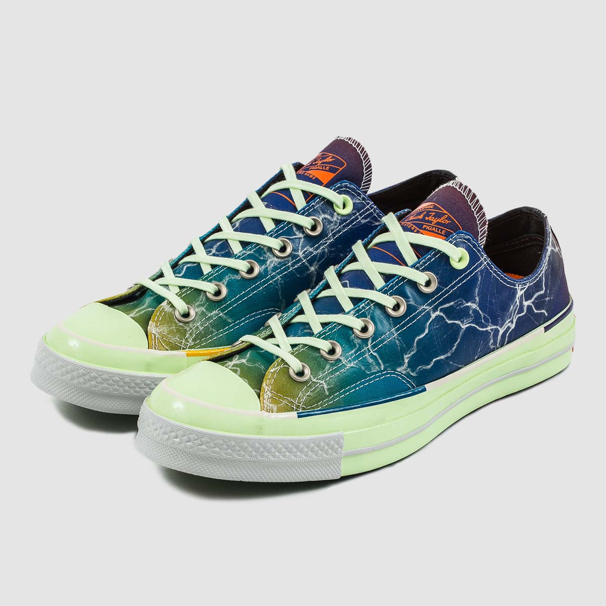 INVINCIBLE - 商品列表